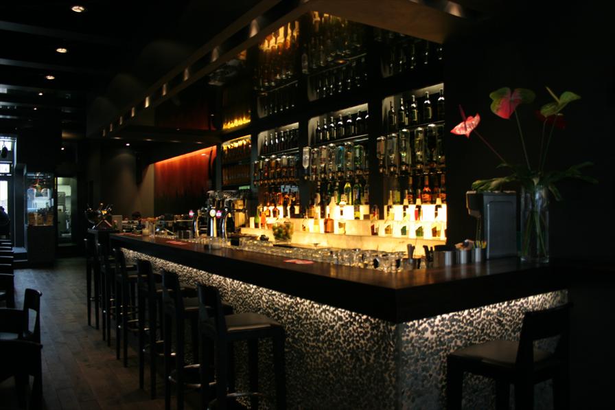 Barneys Uptown - Restaurants & Cafés in Amsterdam.